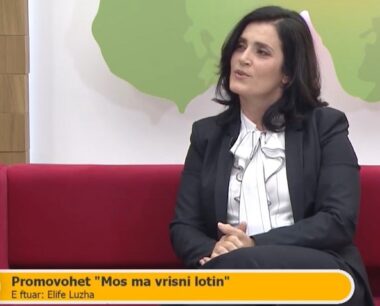 E PAMPOSHTURA - Pashtriku